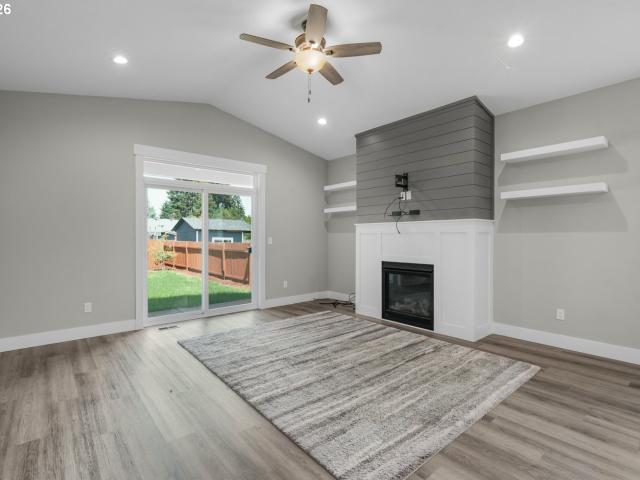 1105 hardcastle ave