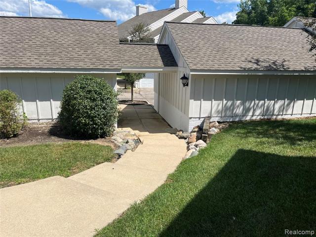 1105 Joyce Lane