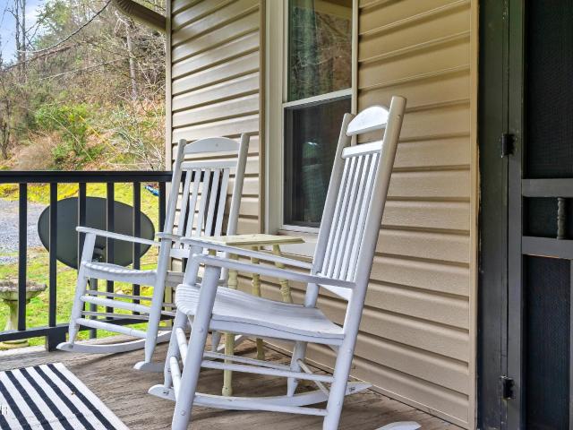 1105 King Branch Road