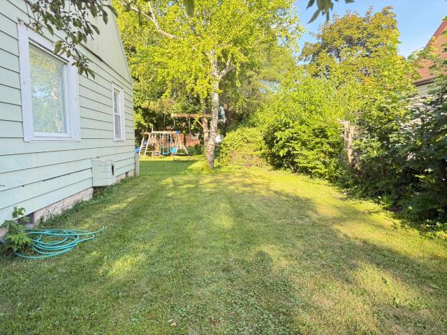 1105 Langstaff Street