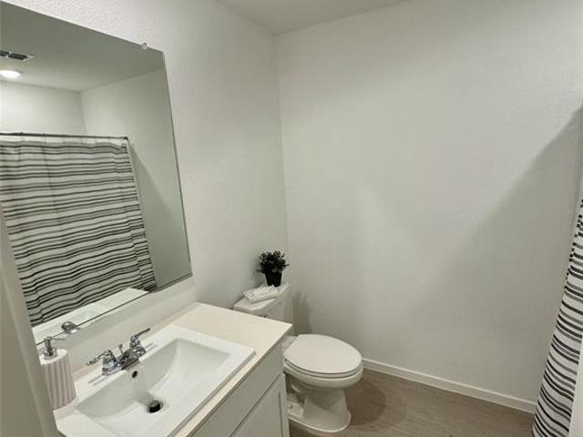 1105 Ledgestone Drive