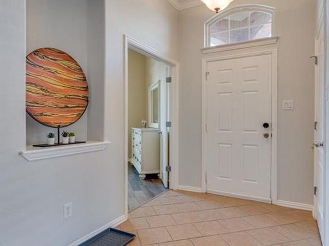 1105 Lone Pine Drive
