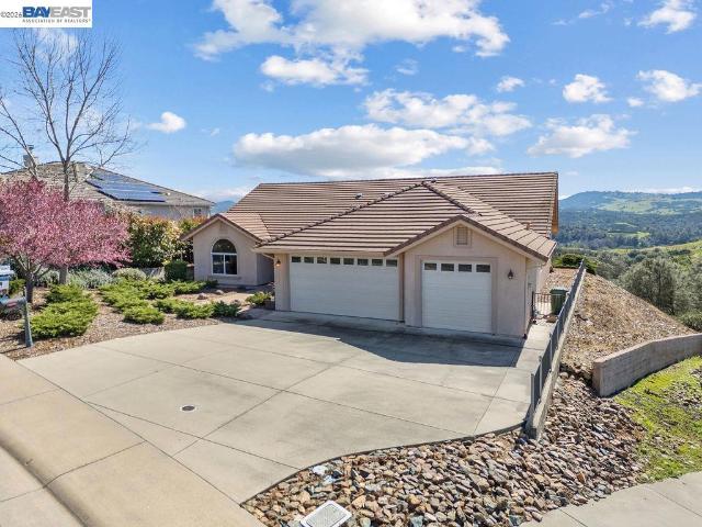 1105 Paradise Peak Rd