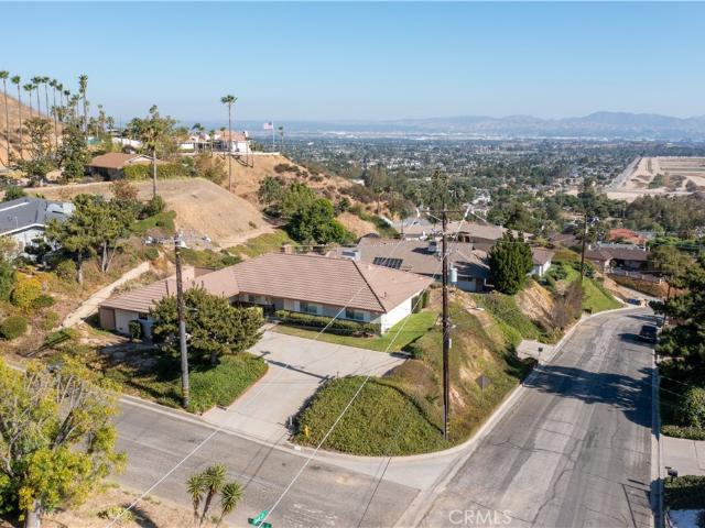 1105 Ponderosa Drive
