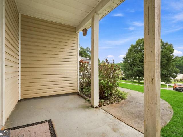 1105 Poplar Lane