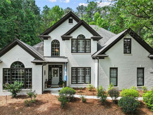 1105 Regiment Drive NW