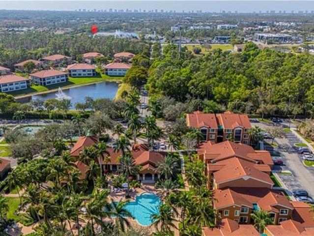 1105 Reserve Ct Apt 305, Naples, FL 34105