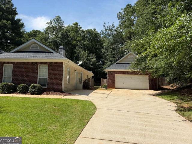 1105 River Green Court