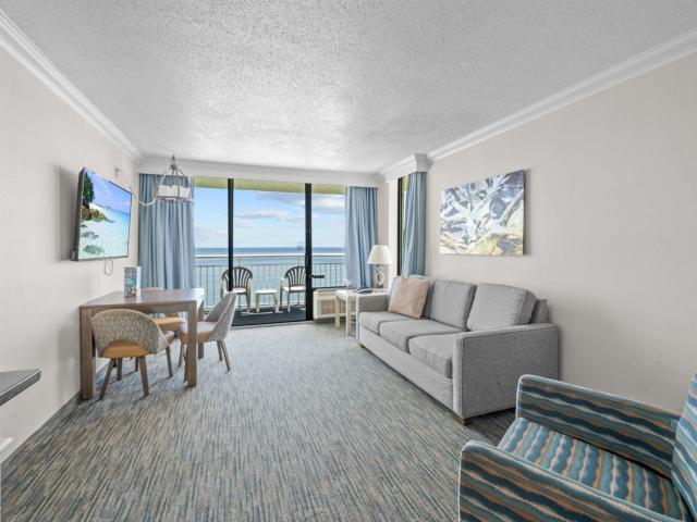 1105 S Ocean Blvd. 1136