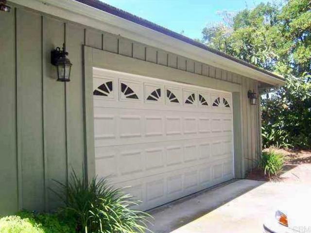 1105 Santa Madera Ct