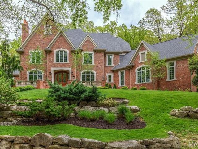 1105 Shepard Oaks Dr, Wildwood, MO 63038