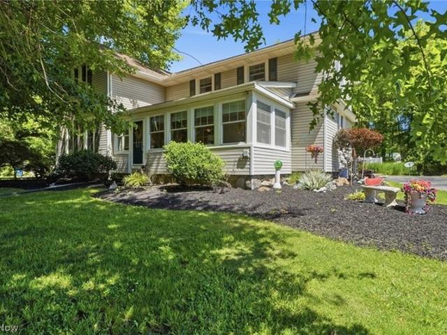 1105 Vermilion Rd, Vermilion, OH 44089