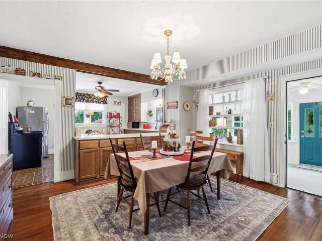 1105 Vermilion Road