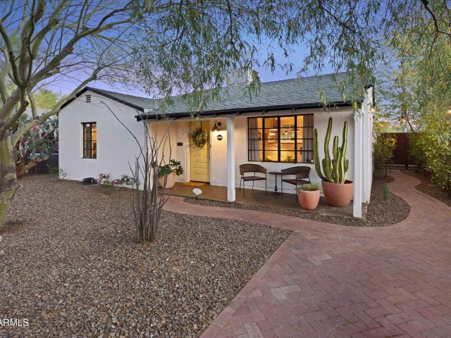 1105 W Willetta St, Phoenix, AZ 85007 | MLS #7011 | Compass
