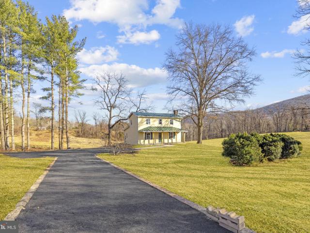 11066 Moreland Rd, Delaplane, VA 20144 | MLS #VAFQ2019 | Compass