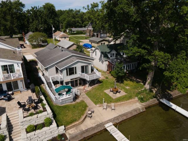 11068 N Ideal Beach Drive