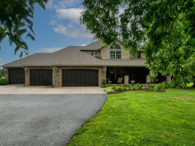 1106 N Pebble Creek Drive