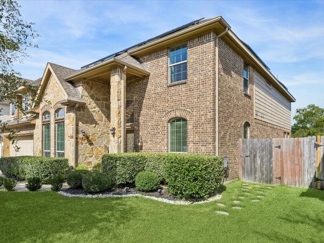 1106 Boxwood Place