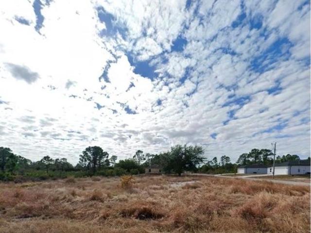 1106 Chiefland St E Lot 1, Lehigh Acres, FL 33974
