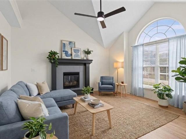 1106 Creekside Court