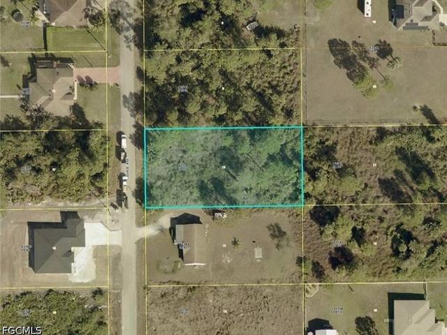 1106 Dixie Ave, Lehigh Acres, FL 33972