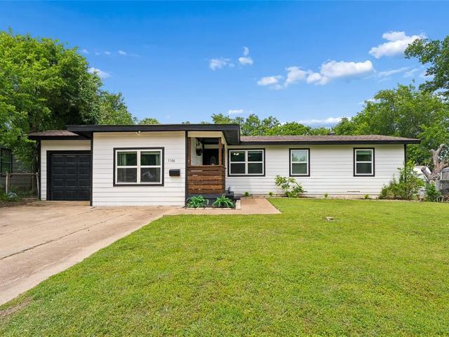 1106 E Strong Parkway