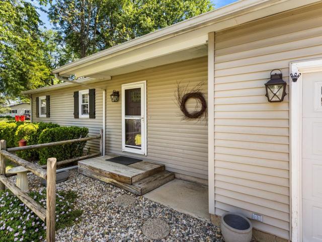 1106 Holiday Drive