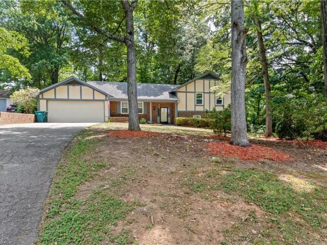 1106 Kelwyn Lane