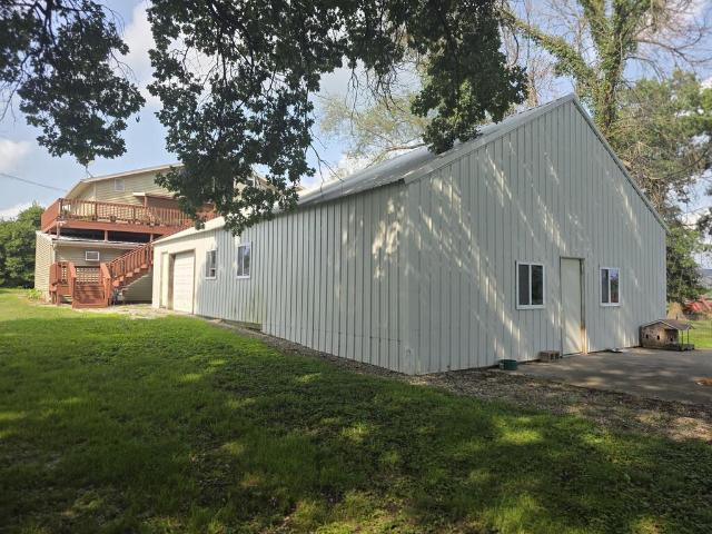 1106 Lafayette