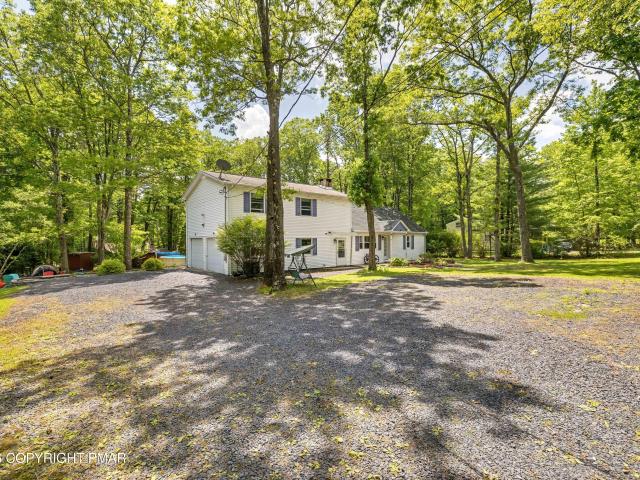 1106 Lakeside Drive