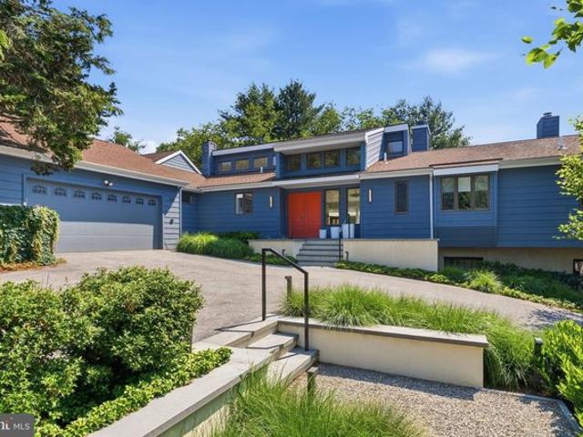 1106 Radley Dr, West Chester, PA 19382