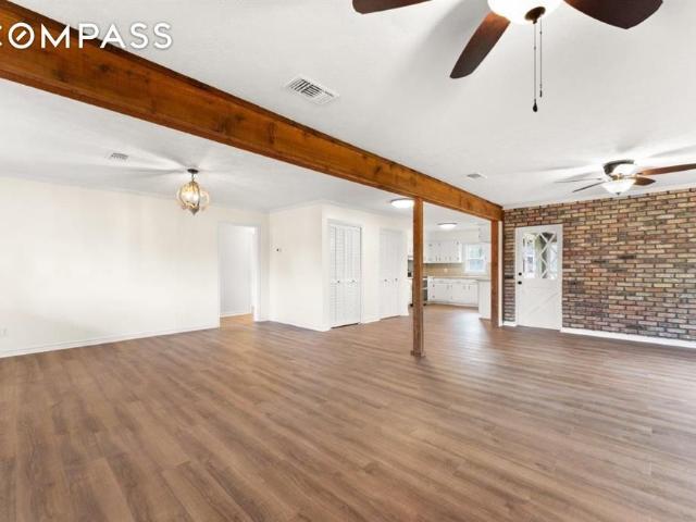 1106 Sutherland Rd, Lake Charles, LA