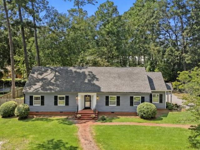 1106 S 1st St, Smithfield, NC 27577