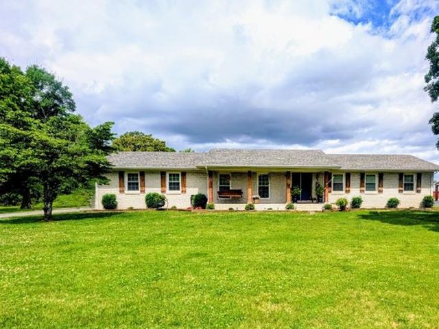 1106 S Chancery St, McMinnville, TN 37110
