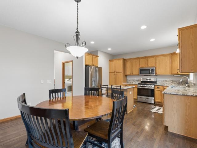 1106 th Street NE
