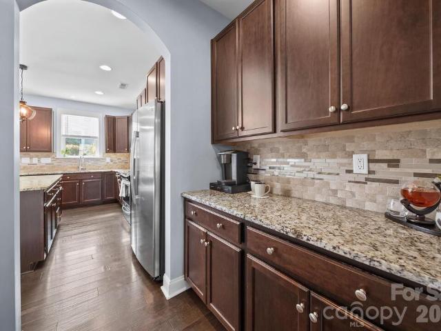 1106 Thessallian Lane