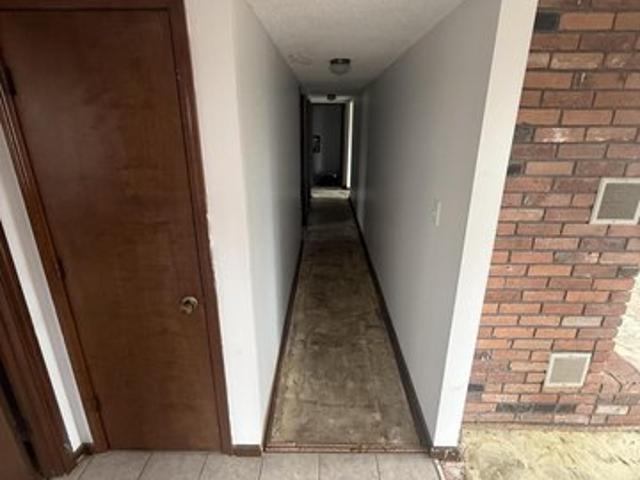 1106 W Old Plank Rd, Columbia, MO 65203