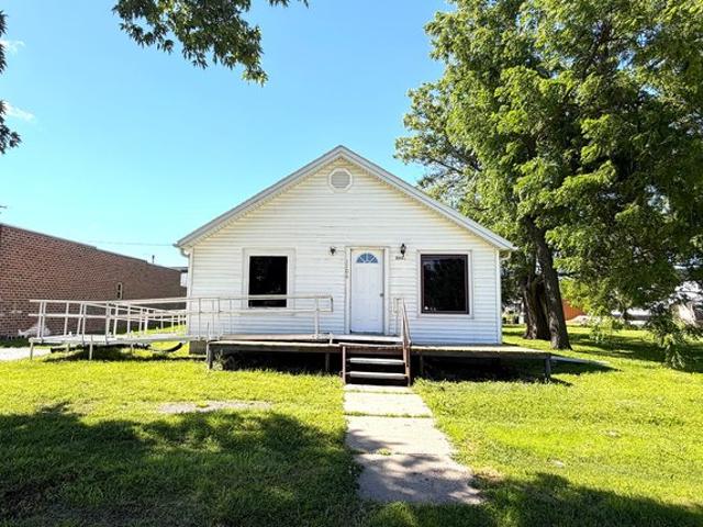 1106 W Lowell Ave, Shenandoah, IA 51601