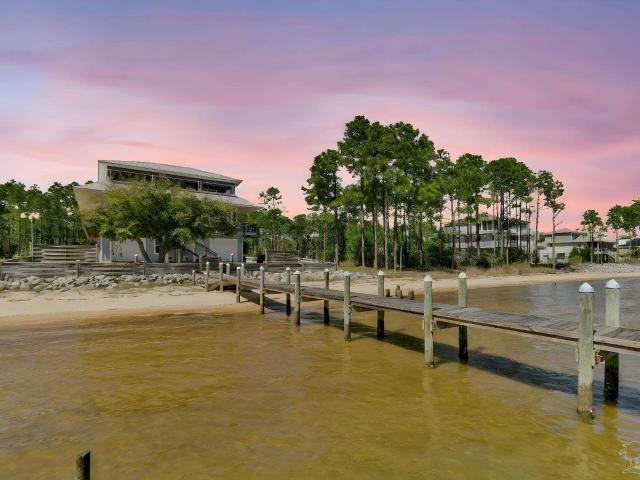 1106 2nd Ave, Milton, FL 32583 | MLS #679540
