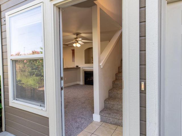 11073 W Garverdale Ln 103