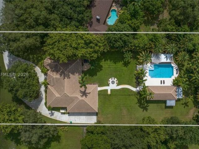 11070 SW 52nd Ct, Davie, FL 33328
