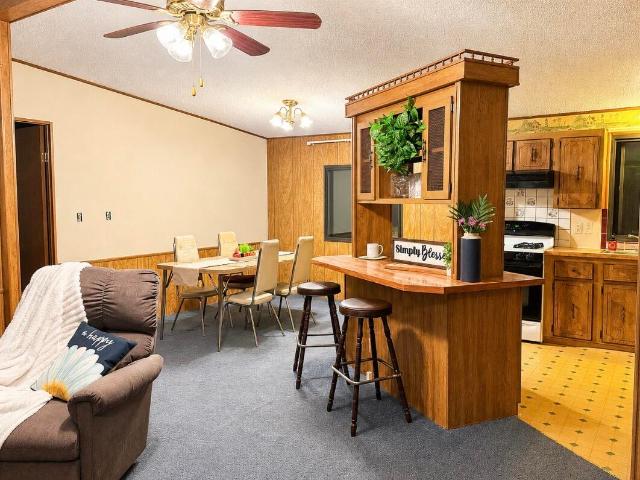 11071 n highway vv