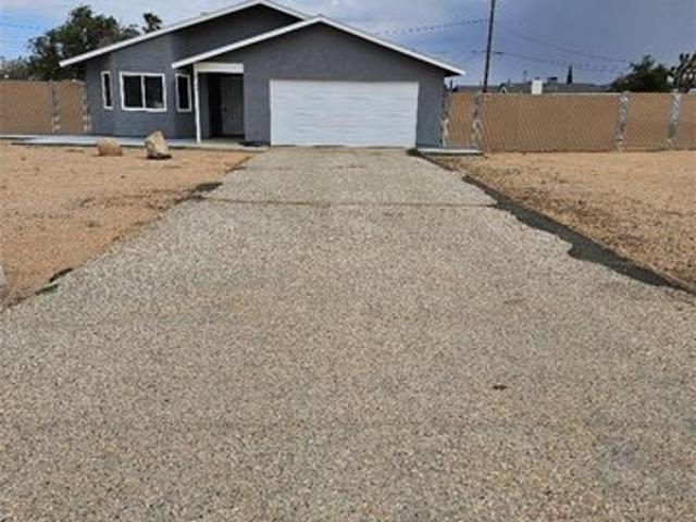11072 Moki Ct, Apple Valley, CA 92308