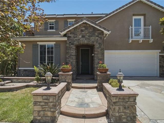 11077 Kalmia Ct, Corona, CA 92883