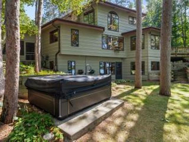 11077 Leisure Lane