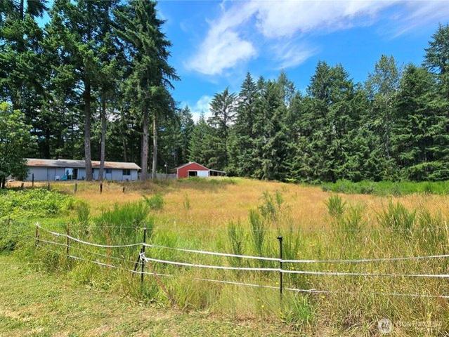 11075 Ridge Rim Trl SE, Port Orchard, WA 98367