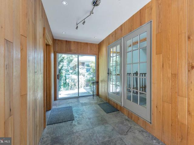 11079 Newood Drive