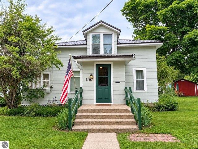 1107 Michigan Ave, Alma, MI 48801