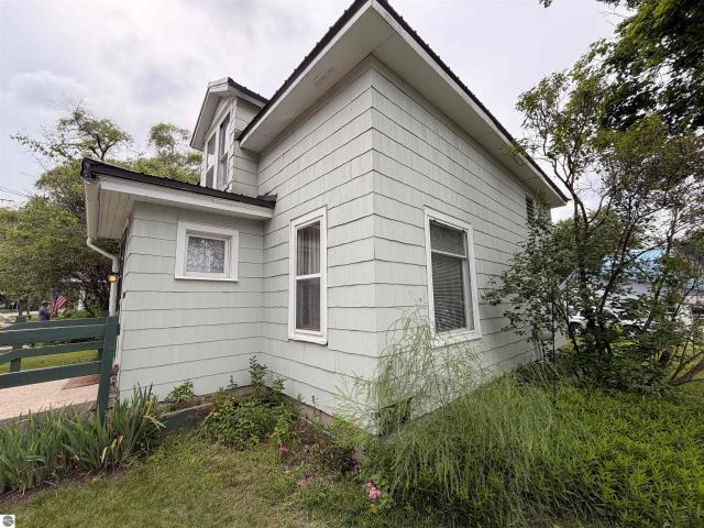 1107 Michigan Avenue