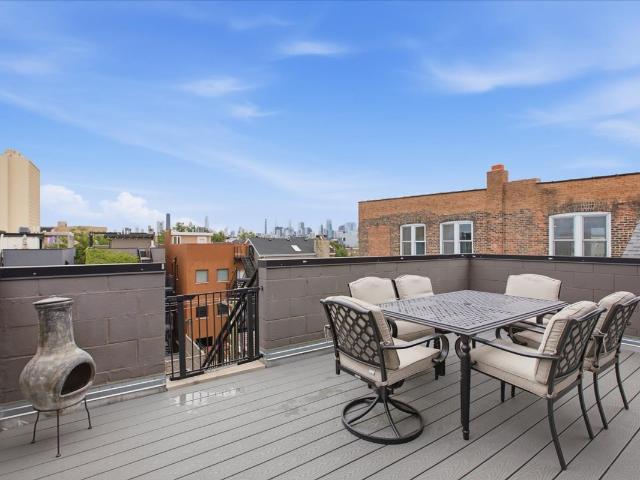 1107 N Paulina Street # 3